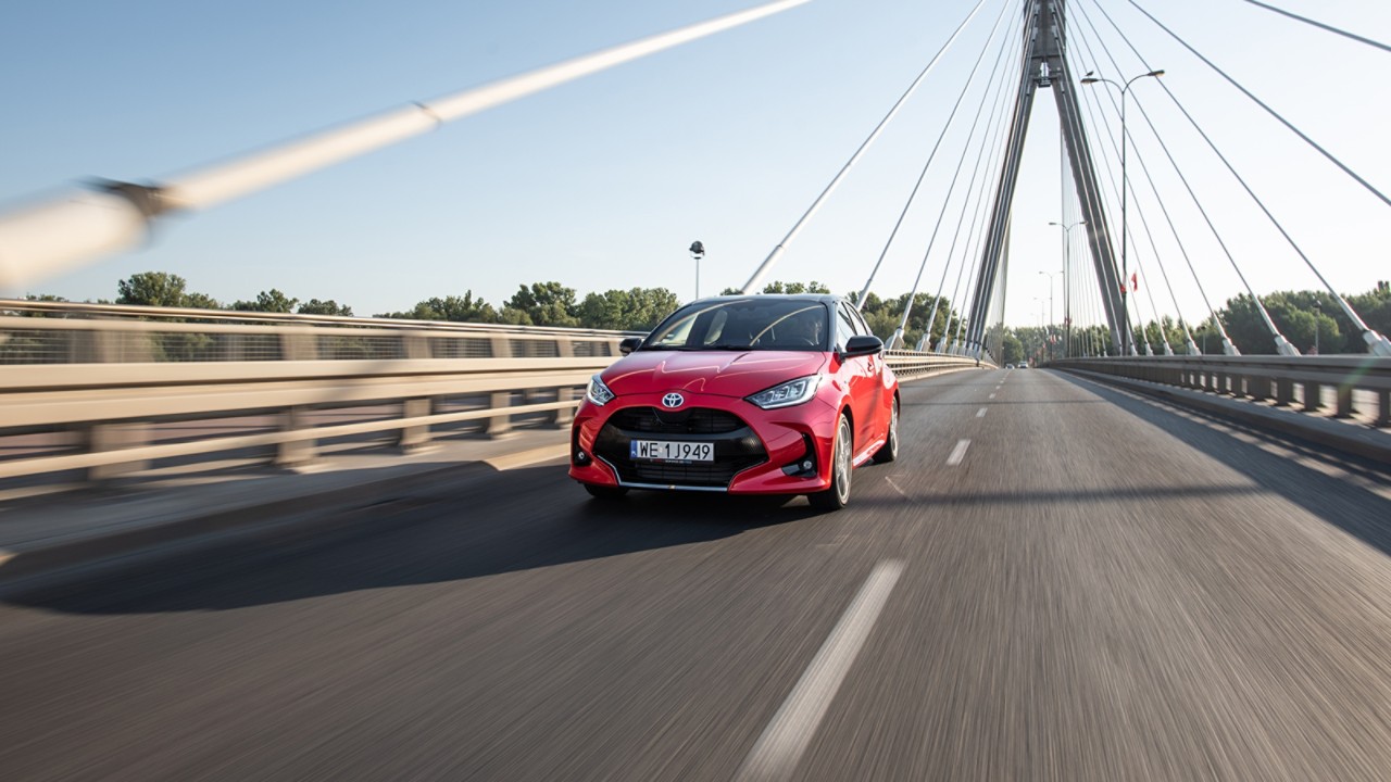 TOYOTA Romanowski - 10 lat obecności na rynku | Toyota Yaris Hybrid